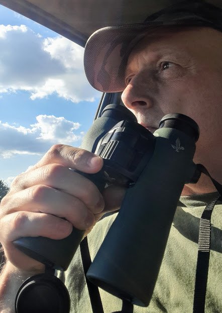 Birding with 12s: Swarovski NL Pure 12×42 - 10,000 Birds