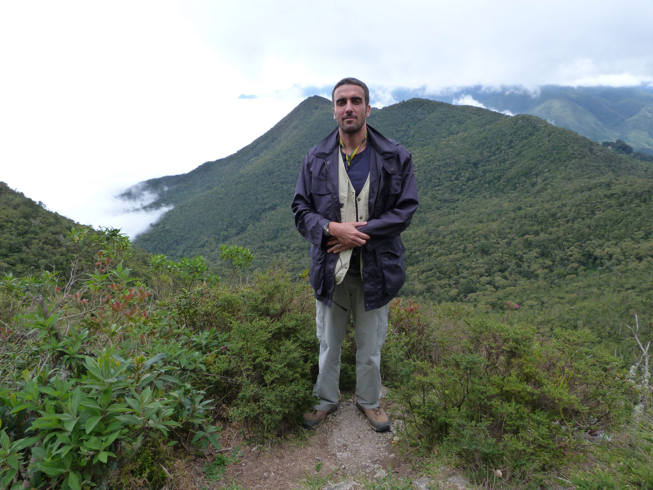 Bird Guides of the World: Rene Santos, Brazil - 10,000 Birds