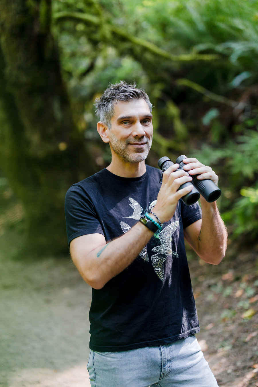 Interview with Ivan Phillipsen, Creator of “The Science of Birds ...