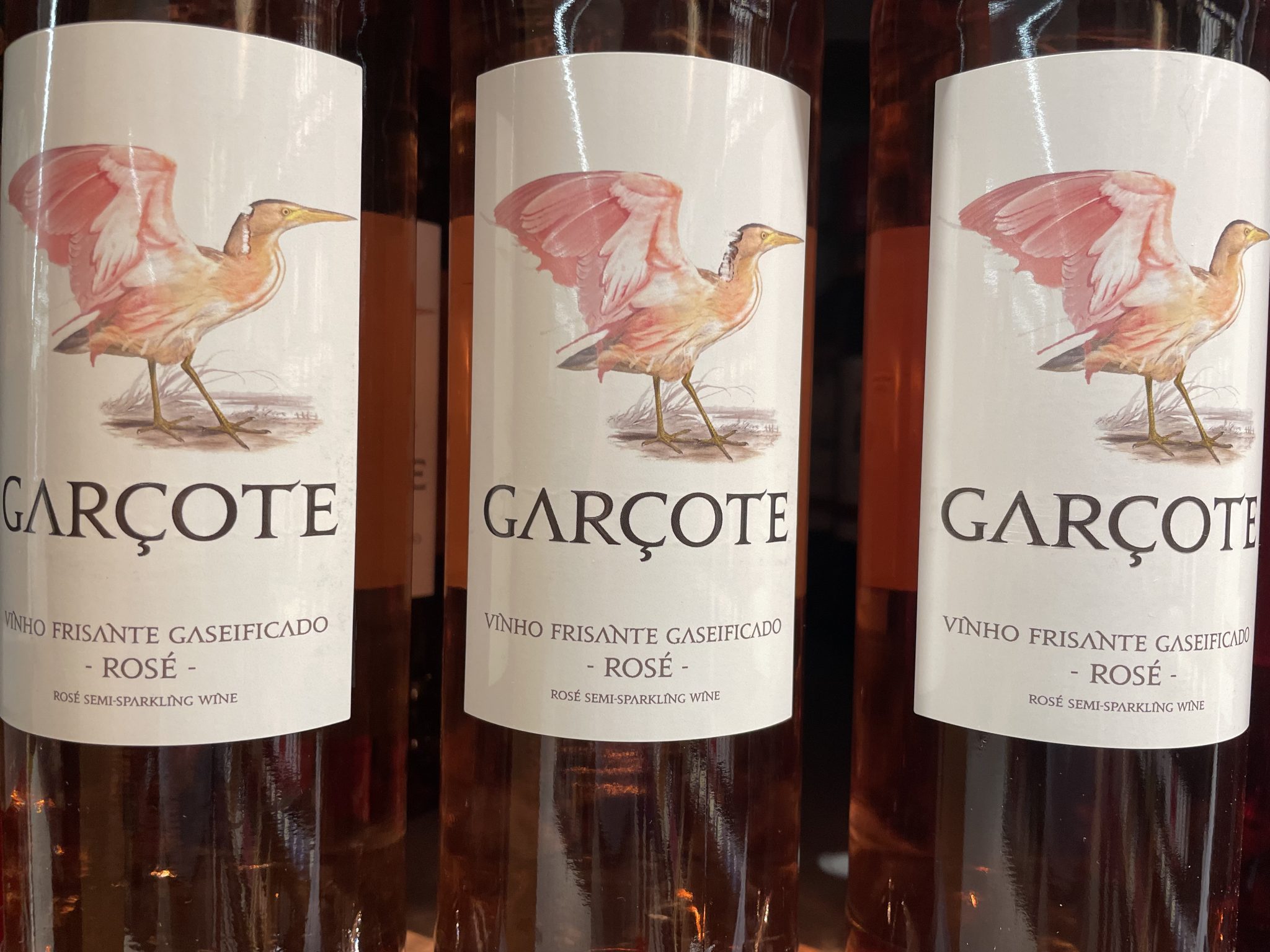 Birds for wine lovers (or wines for bird lovers) - 10,000 Birds